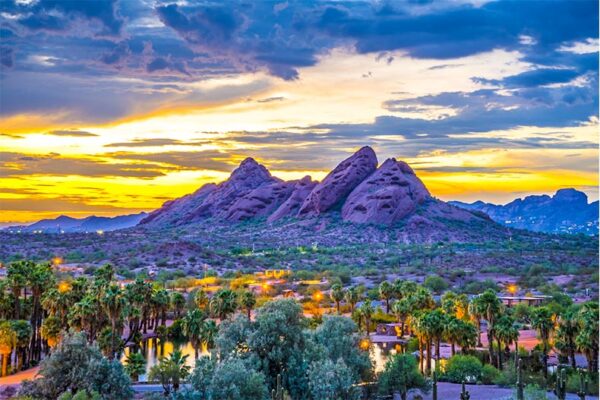 5 Reasons Why You Should Retire in Phoenix, AZ | 55places