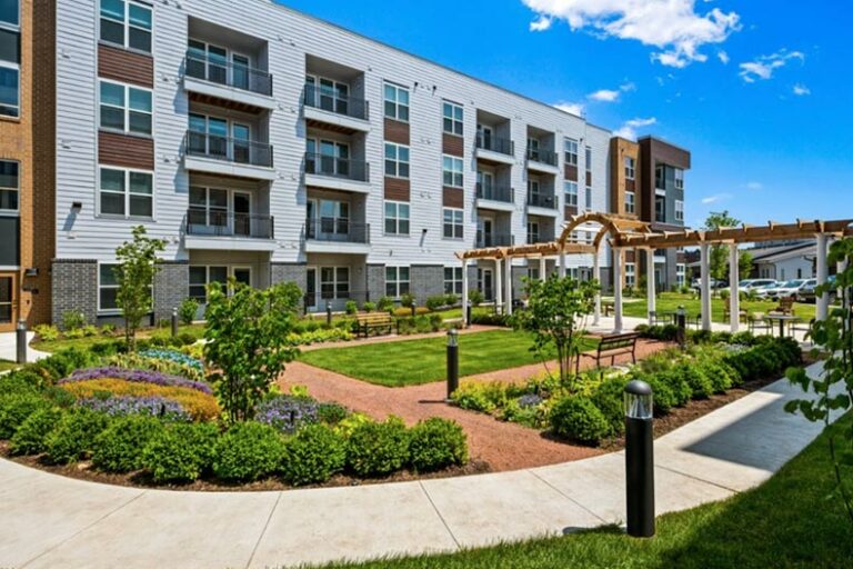Pet Friendly Community Options in Chicagoland for 55+ Adults