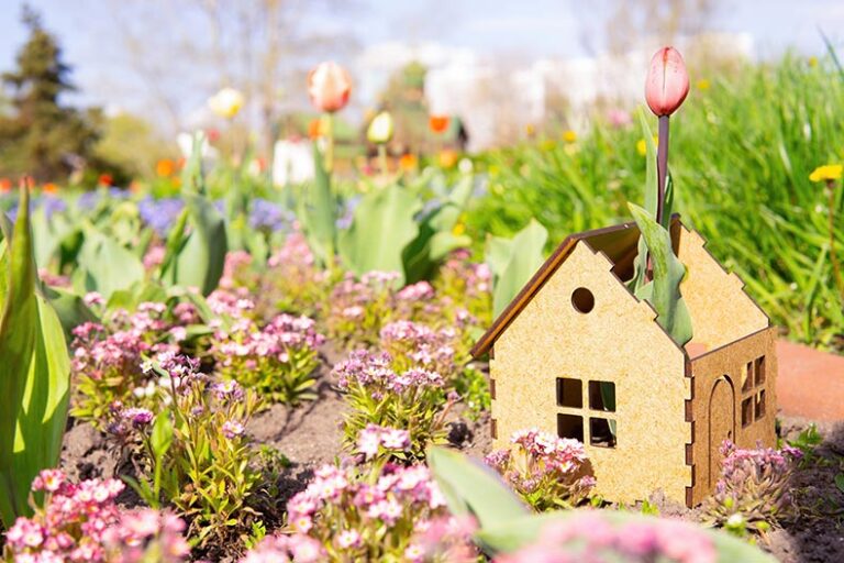 Downsizing Into a 55+ Community Before You’re 55 | 55places Blog Downsizing Into a 55+ Community Before You’re 55 | 55places Blog